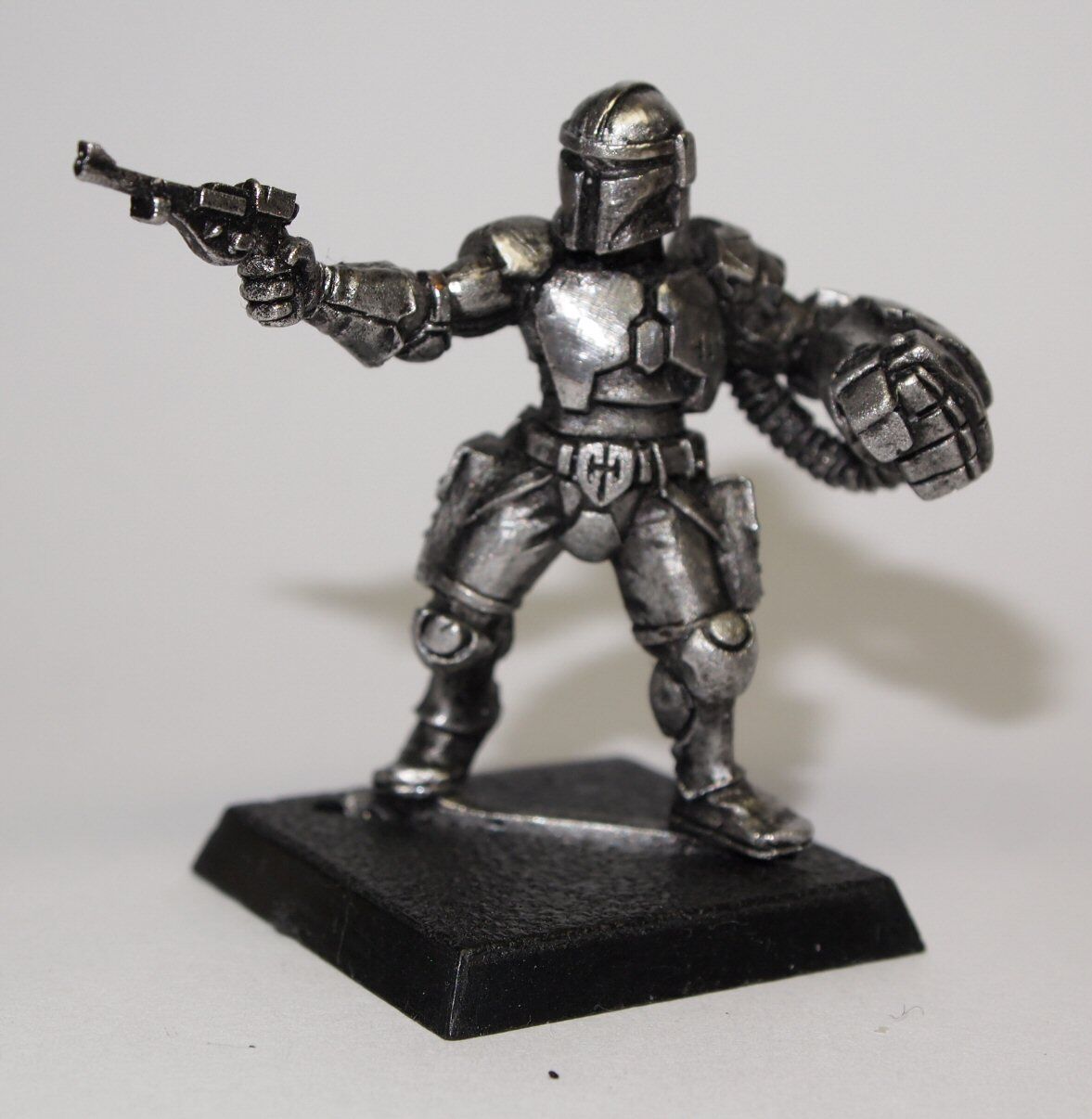 Django - Sci-fi Bounty Hunter - Wargames Miniatures - Diehard Miniatures