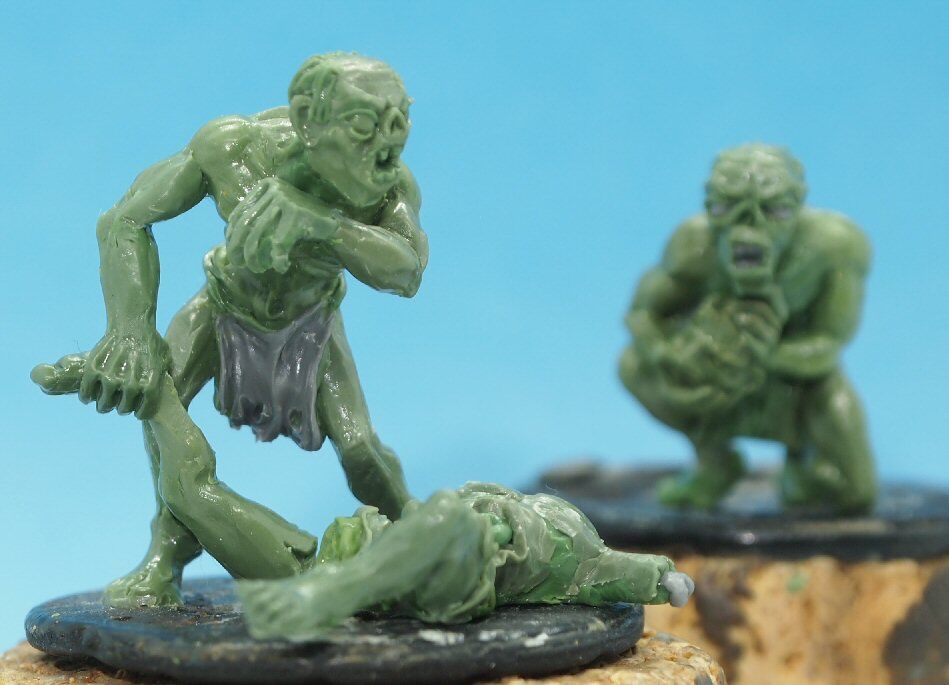Crypt Ghouls And Victim - Diehard Miniatures