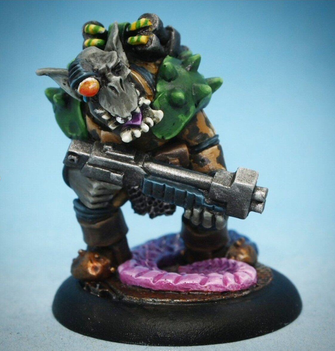 Sci-Fi-Orc Mercenary Team 1-Armed With A Mix Of Guns